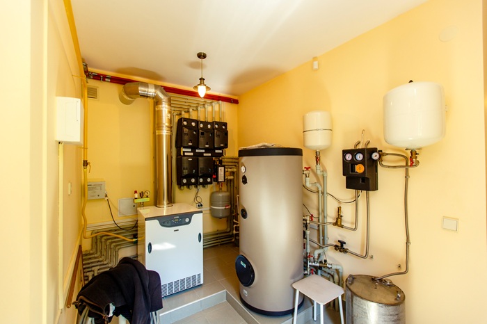 Comparing High-Efficiency Boilers vs. Traditional Heating Systems